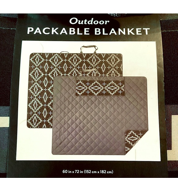 Pendleton | Bedding | Nwt Pendleton Outdoor Packable Blanket | Poshmark
